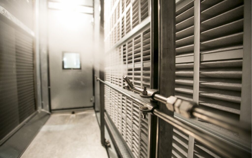 Cost-Efficient MeeFog System - Mee Industries, Inc.