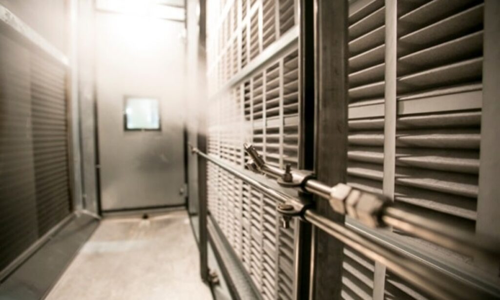 Kentucky College Installs MeeFog Humidification Systems